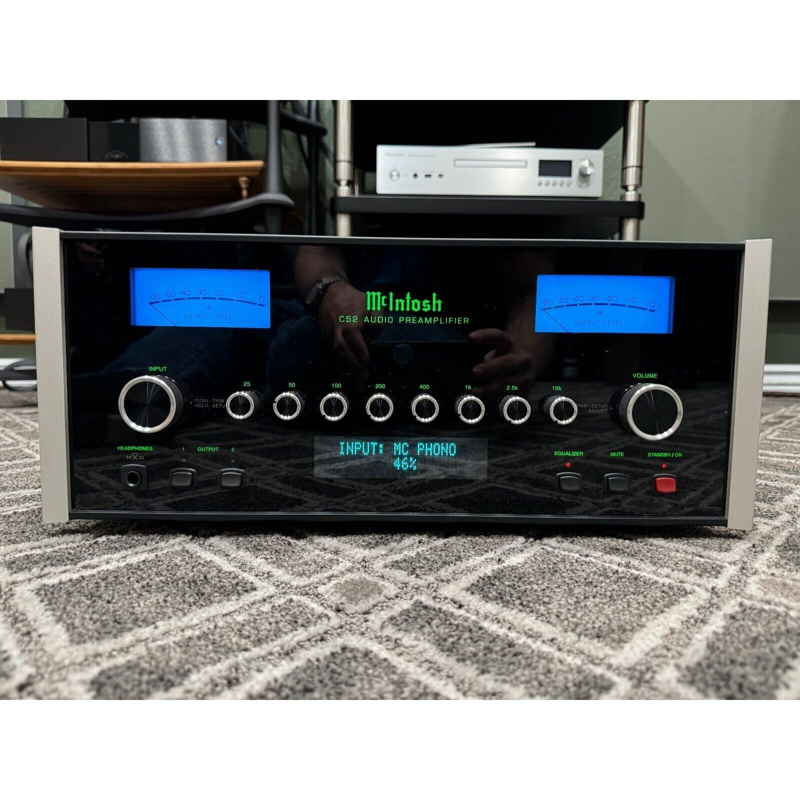 McIntosh C52 Stereo Preamp MM/MC Phono With Original Box HR085 Remote ...